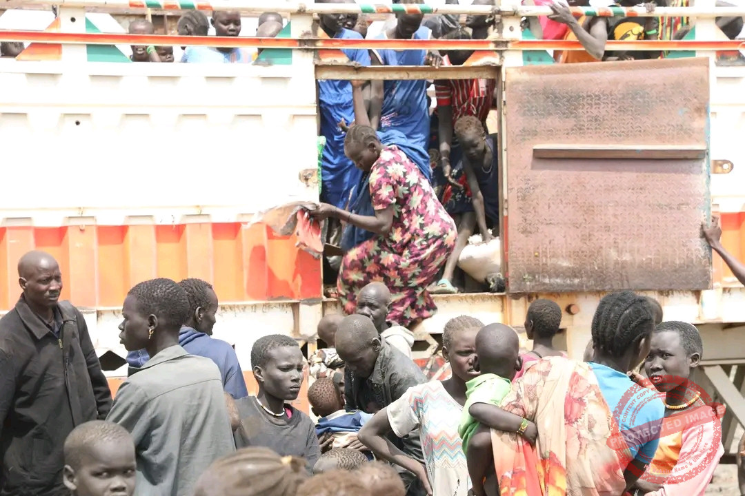 Unity State repatriates over 900 IDPs from UN camp in Abyei. - Eye Radio